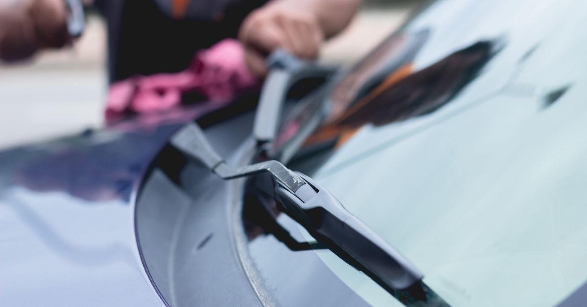 How Often Should I Replace My Windshield Wipers? | McCullough NAPA Auto Care